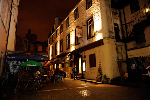 outside-night – Glasgow Theatre Blog